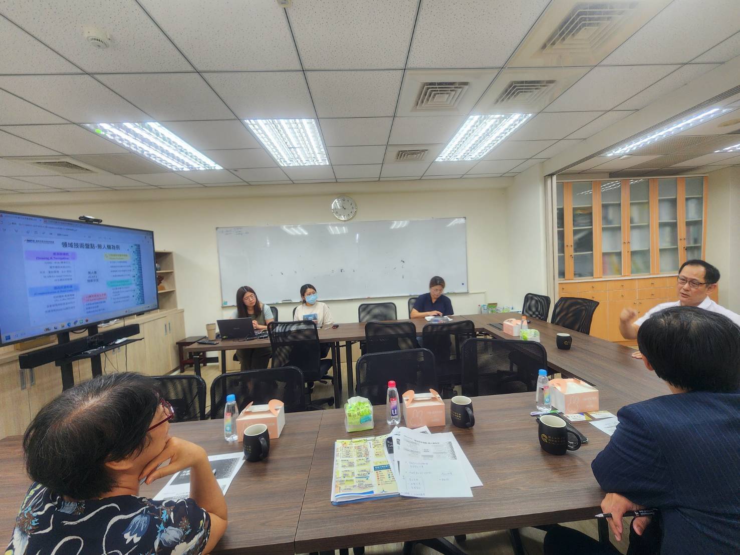 114年9月17日本校赴中興大學研商「中台灣科研產業化平台計畫」。